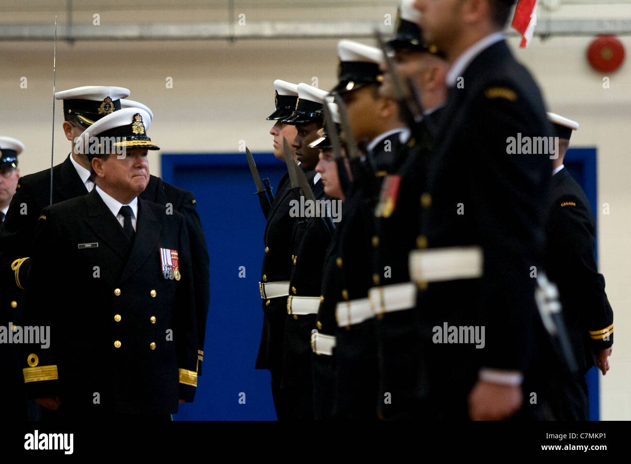 Change of command ceremony hi-res stock photography and images - Alamy