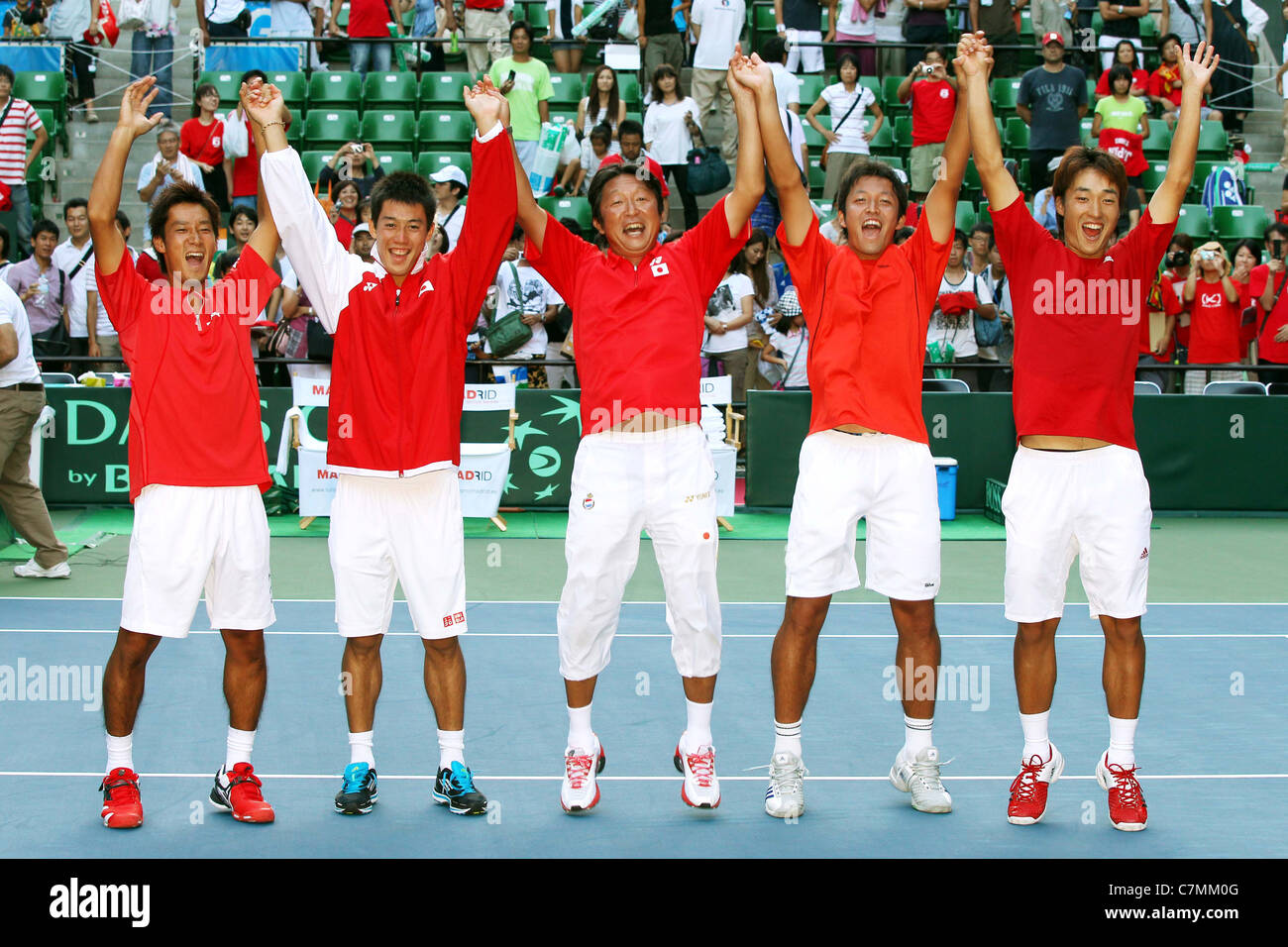 Eiji takeuchi hi-res stock photography and images - Alamy