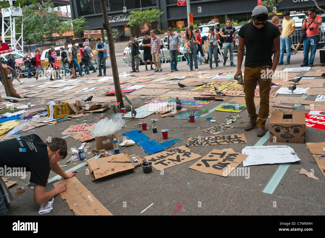Fidi street hi-res stock photography and images - Alamy