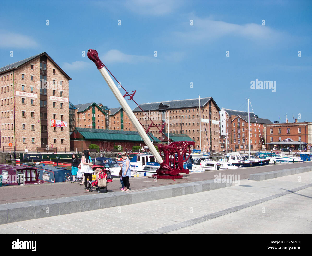 Regeneration of gloucester docks hi-res stock photography and images ...