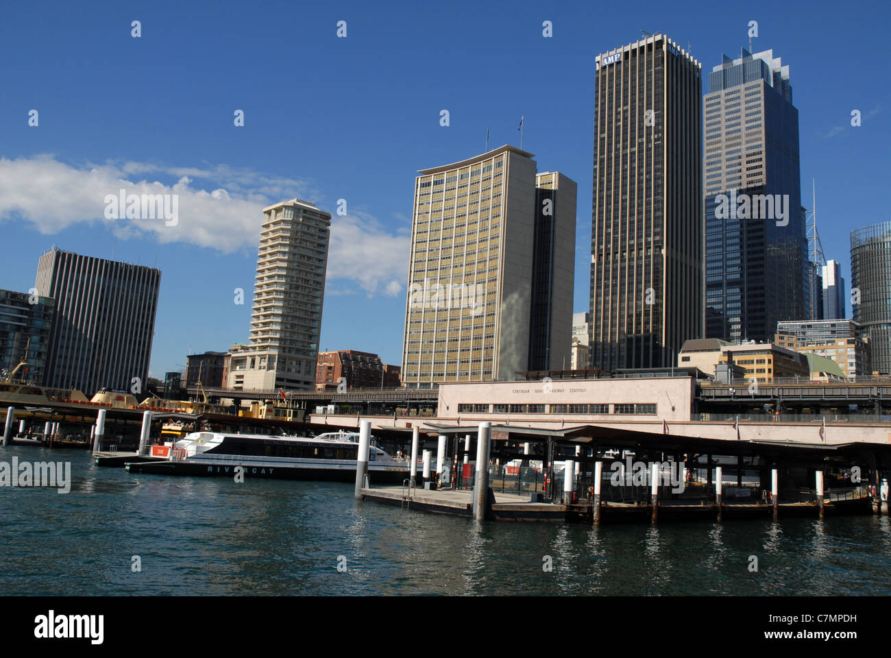 Circular quay rail station hi-res stock photography and images - Alamy