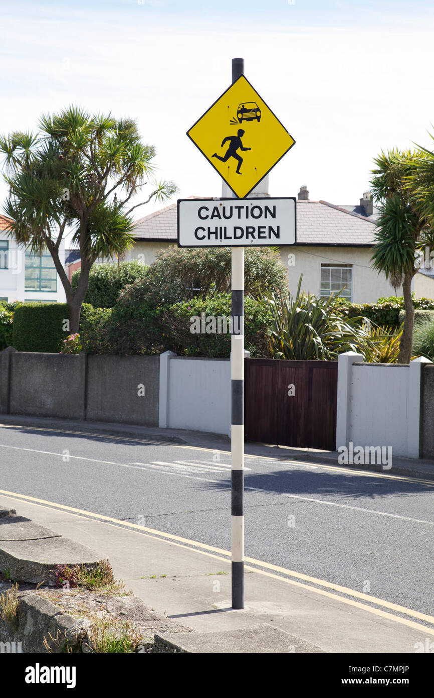 Irish road sign hi-res stock photography and images - Alamy