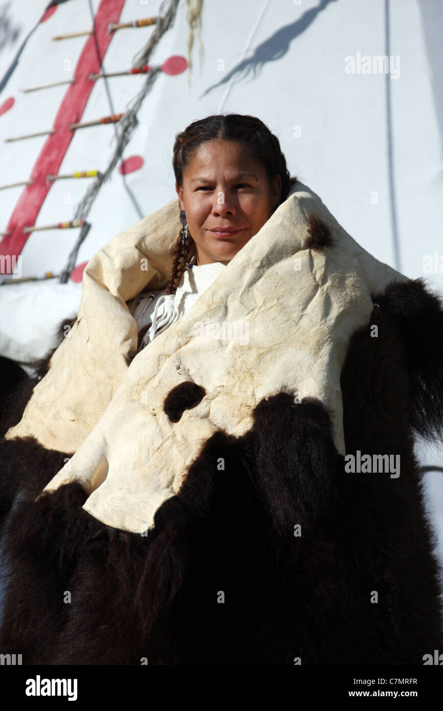 Buffalo robe hi-res stock photography and images - Alamy