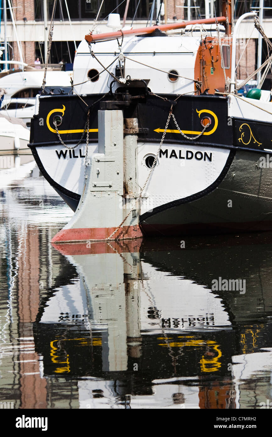 Barge rudder hi-res stock photography and images - Alamy