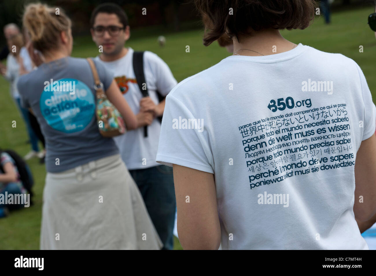 350 org launches hi-res stock photography and images - Alamy