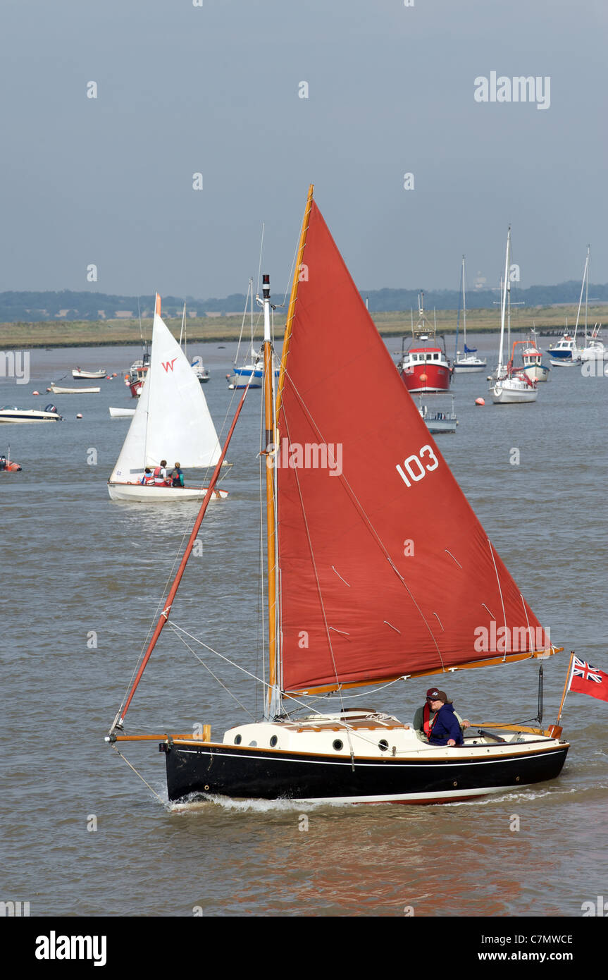Sailing boats, river Deben, Felixstowe Ferry, Suffolk, UK Stock Photo ...