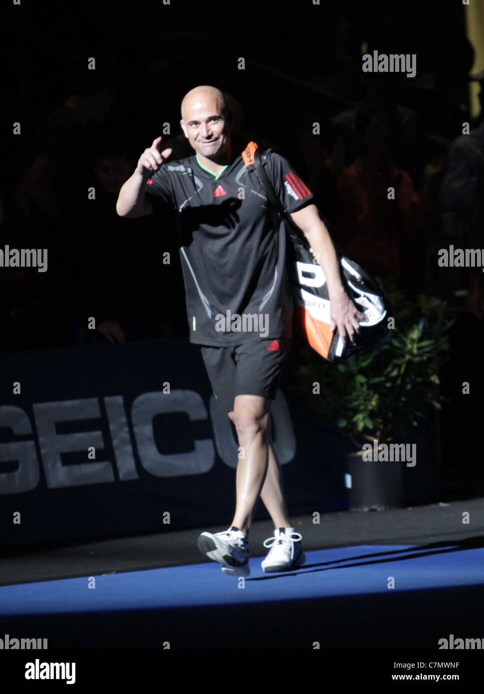 Andre Agassi - Champions Series - Tennis legends on the court 2011 ...