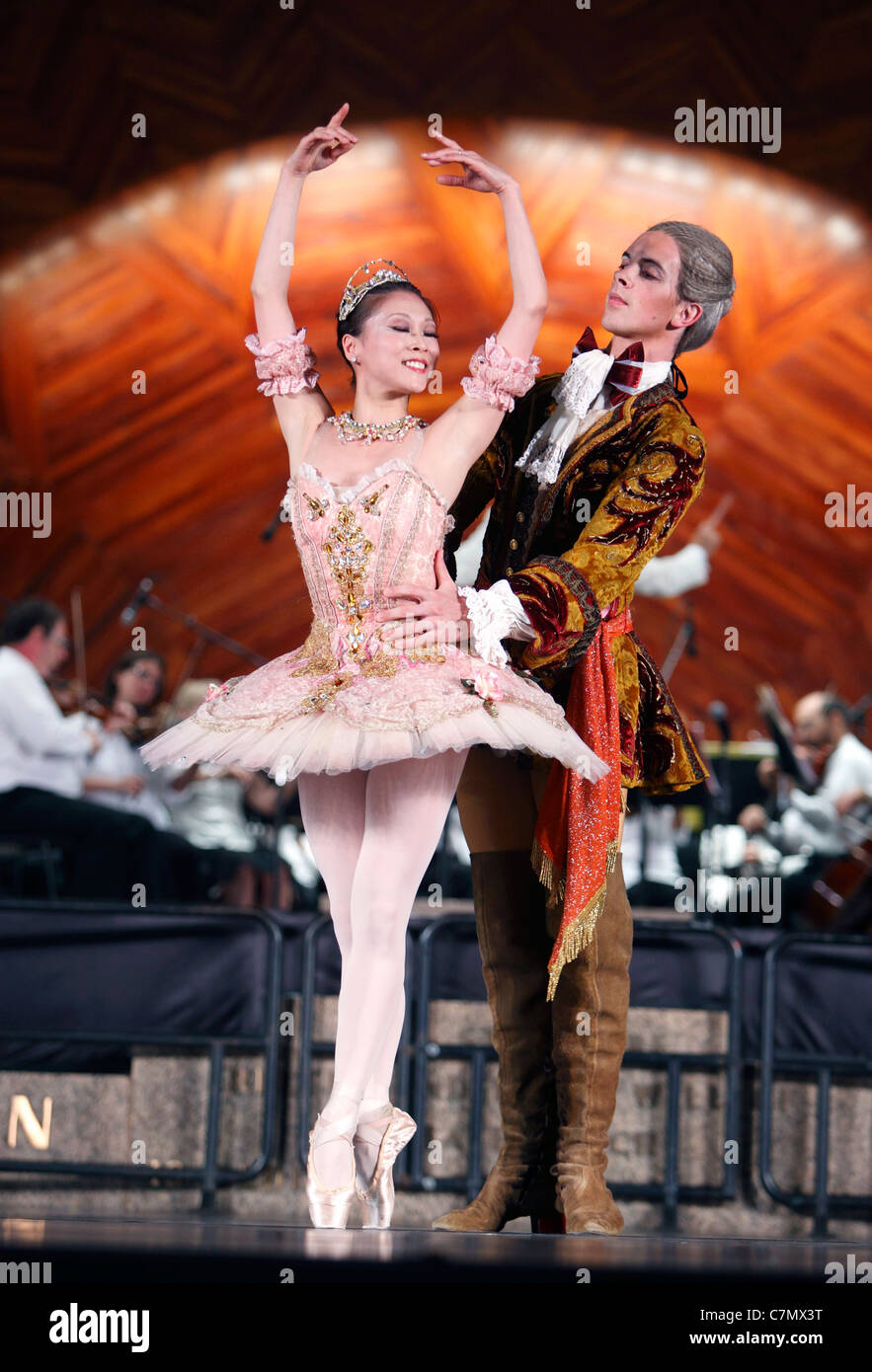 Boston ballet and orchestra hi-res stock photography and images - Alamy