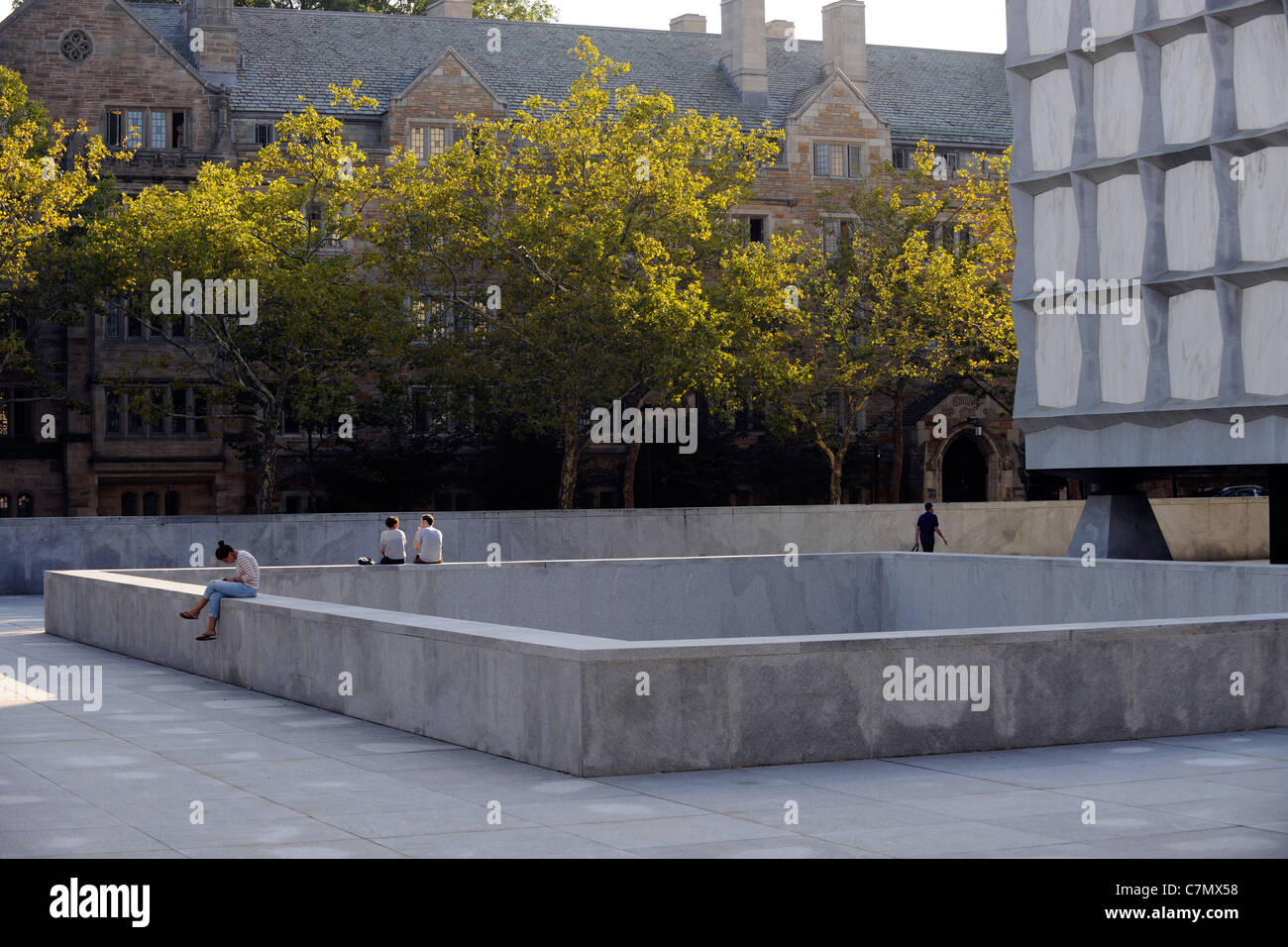 Beinecke library hi-res stock photography and images - Alamy