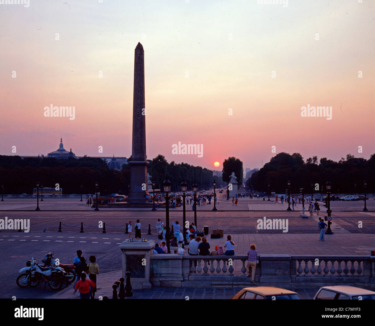 Obelisque, Concorde Square, Sunset Stock Photo - Alamy