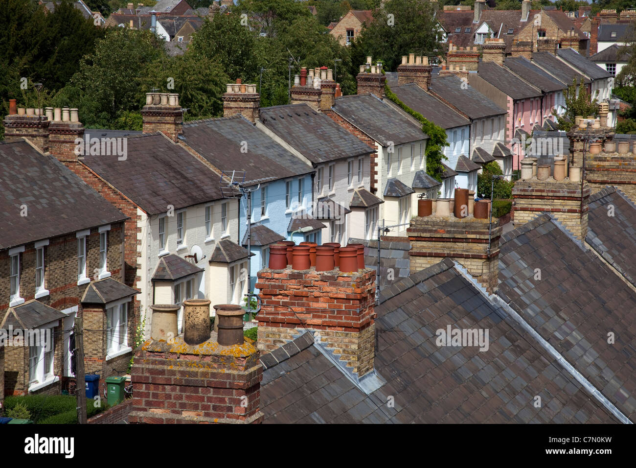 Residential Terraced Housing in Oxford City street, England Stock Photo ...