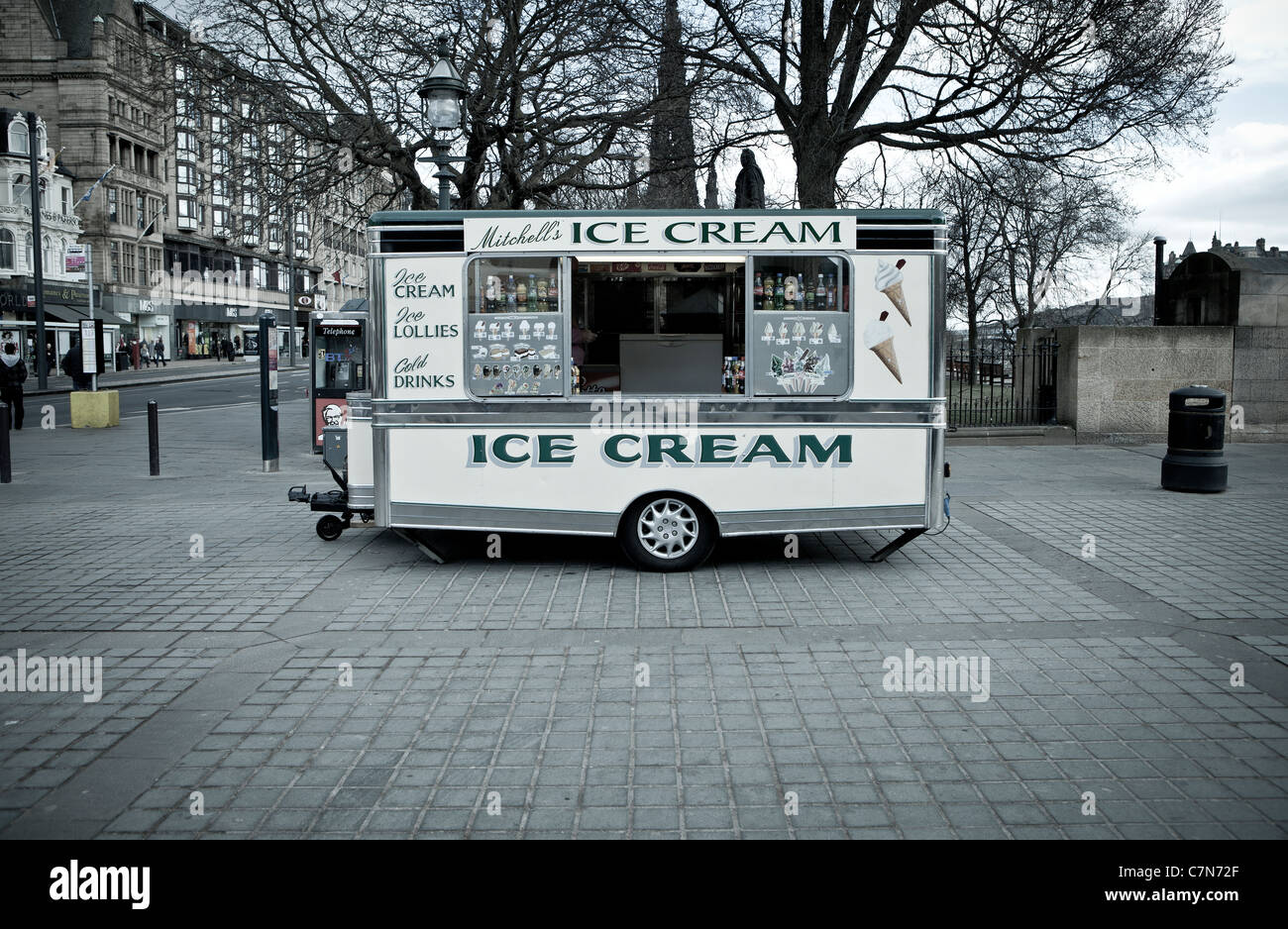 Empty van hi-res stock photography and images - Alamy