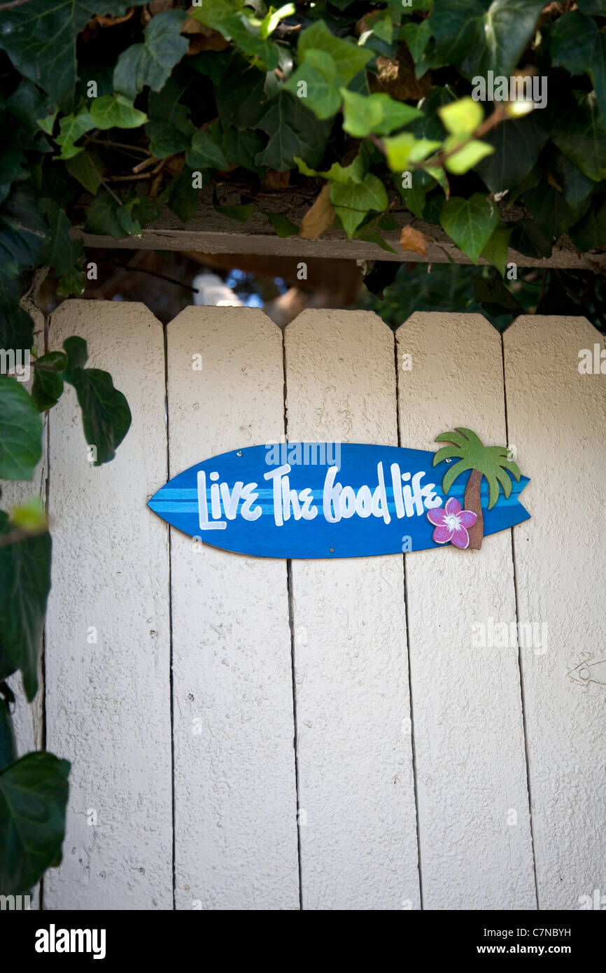 'Live the Good Life' Door plaque Stock Photo - Alamy