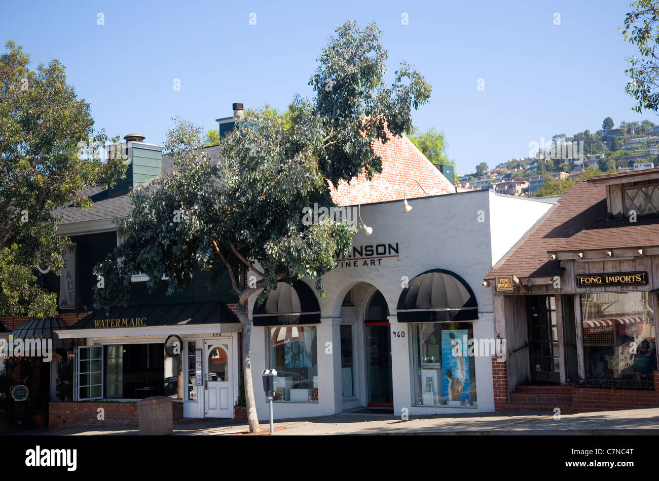 Row of beach shops hi-res stock photography and images - Alamy