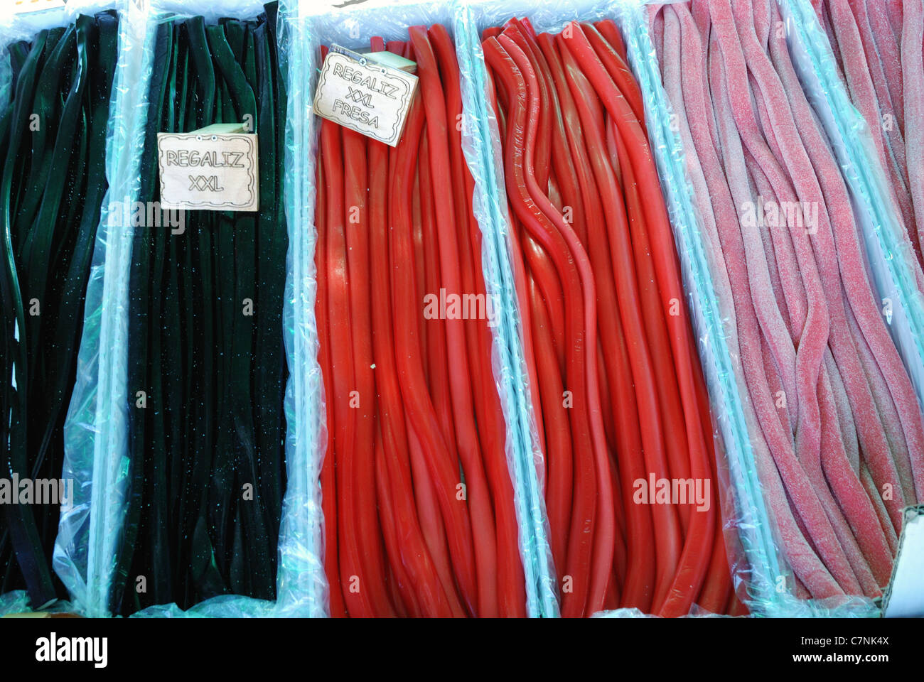 Colourful sweets hi-res stock photography and images - Alamy