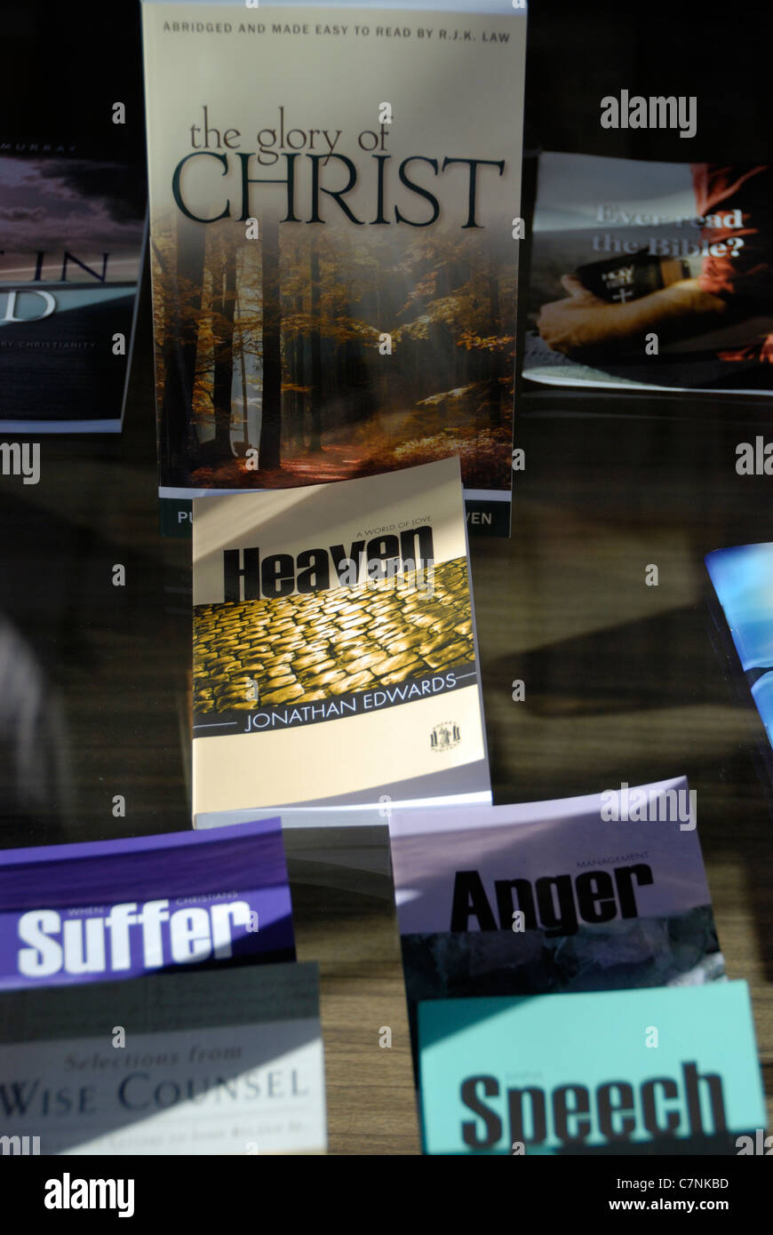 Christian books hi-res stock photography and images - Alamy