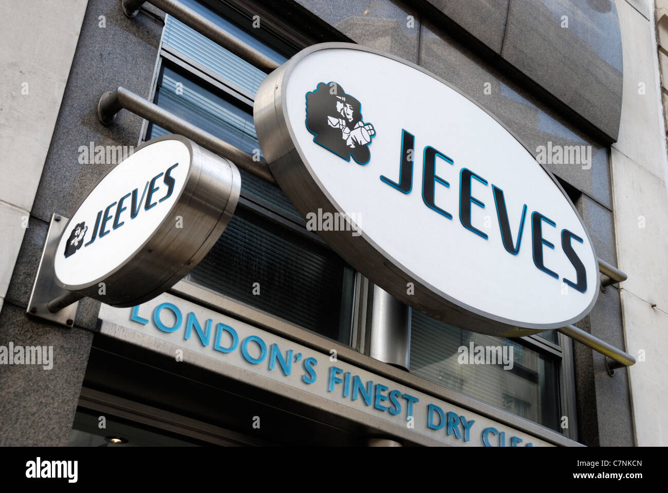 Jeeves hi-res stock photography and images - Alamy