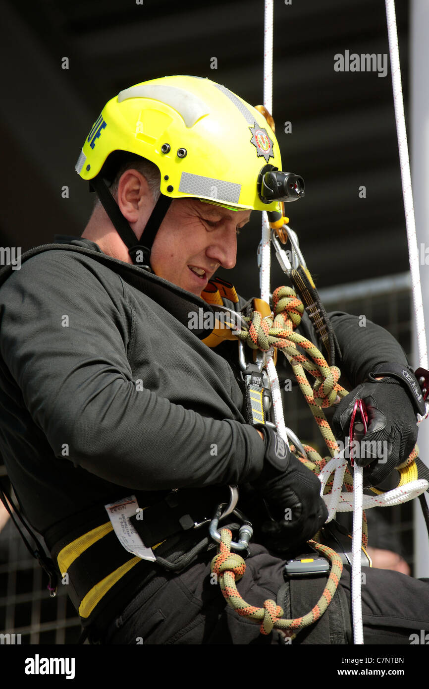Fire rescue usar rescue equipment hi-res stock photography and images ...
