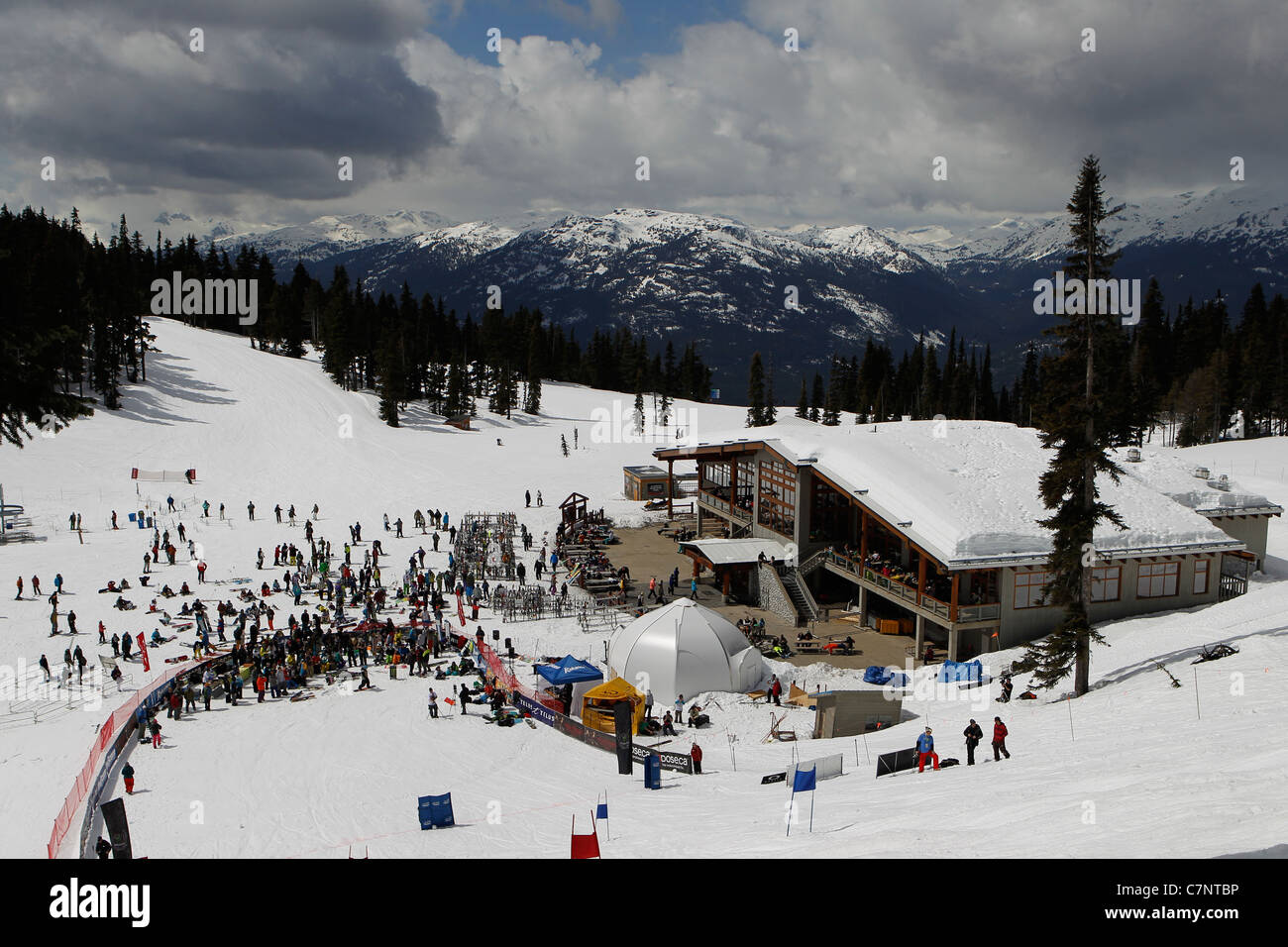snowboard mogul race Stock Photo - Alamy