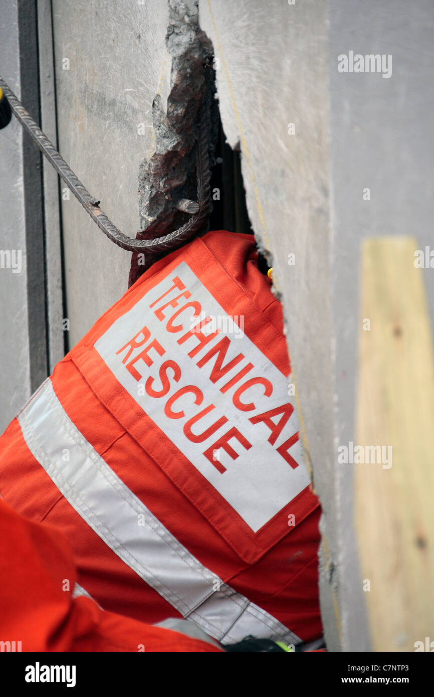 Technical Rescue Team competing in USAR exercise Stock Photo - Alamy