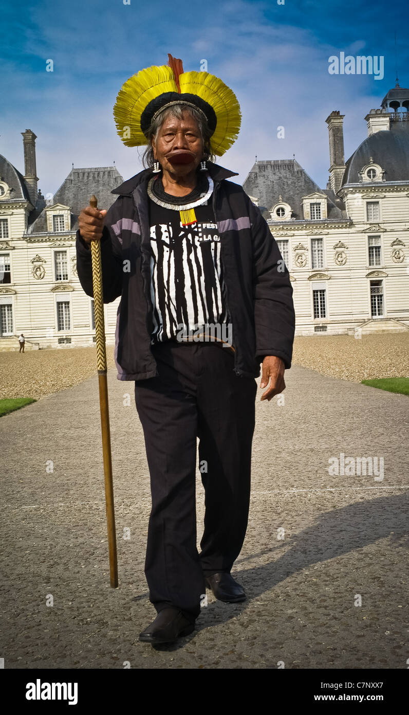 Indian Chief Raoni at Cheverny, the Indian Raoni before the castle of ...