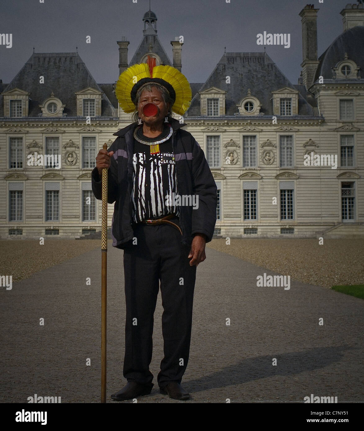 Amazonian chief raoni metuktire hi-res stock photography and images - Alamy