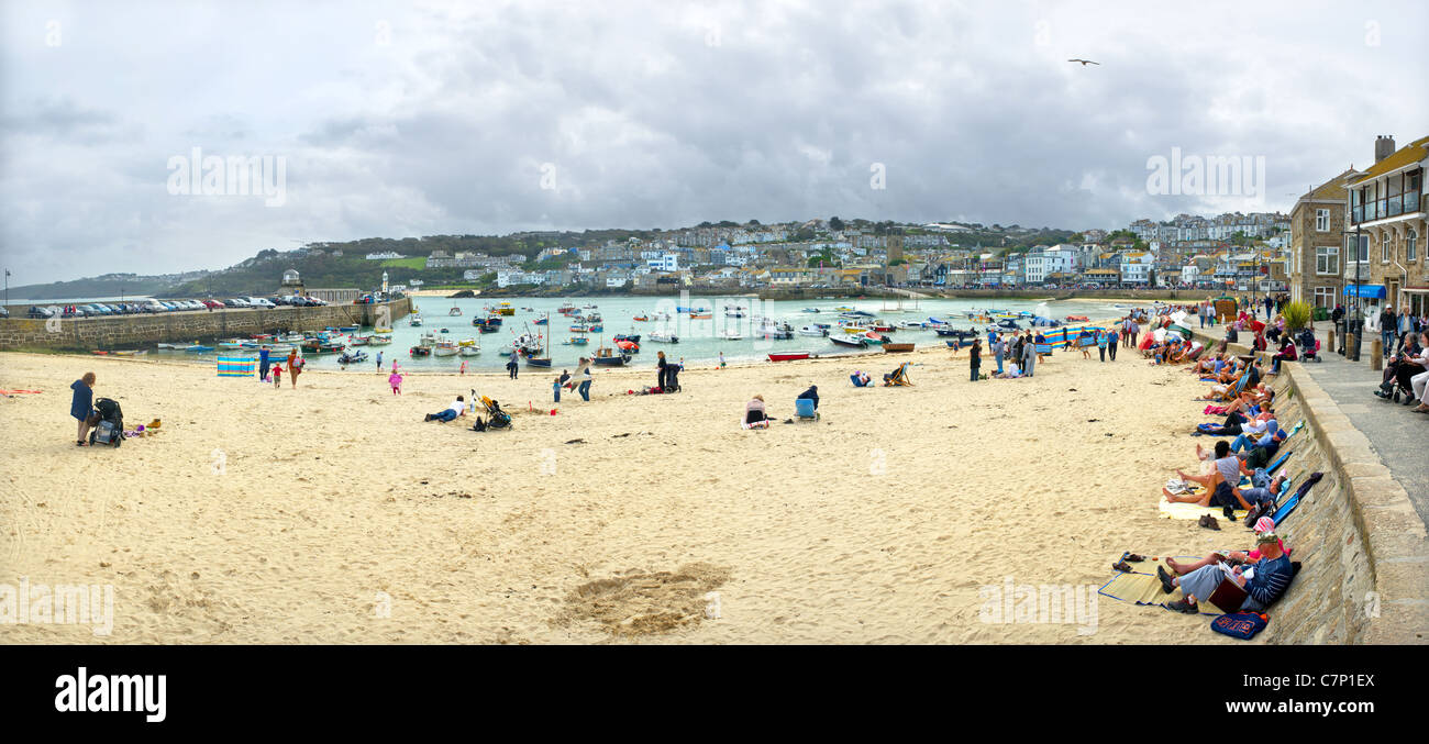 A panoramic view of St Ives Stock Photo - Alamy