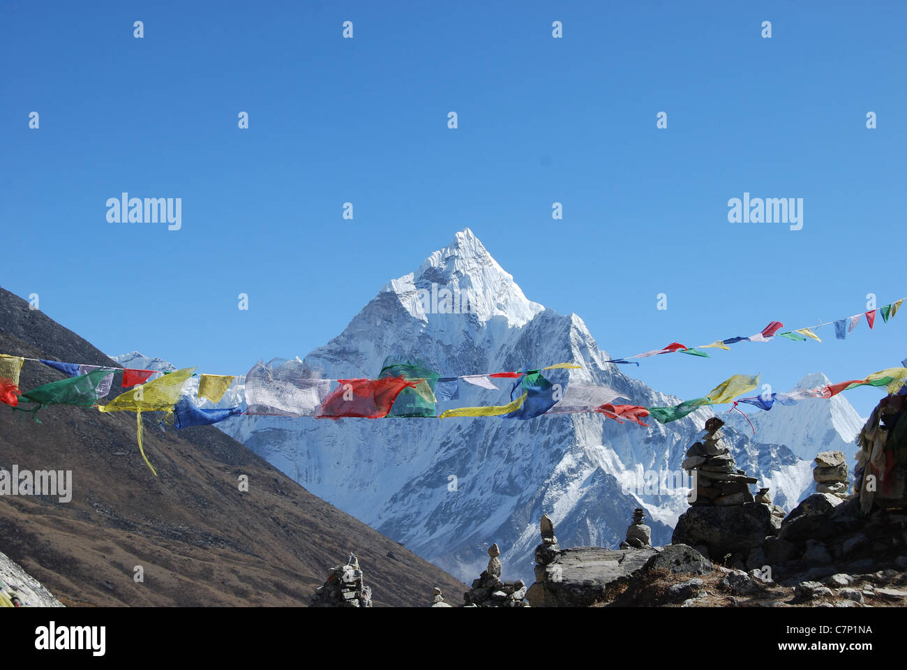 Mount Everest & Prayer Flags Stock Photo - Alamy