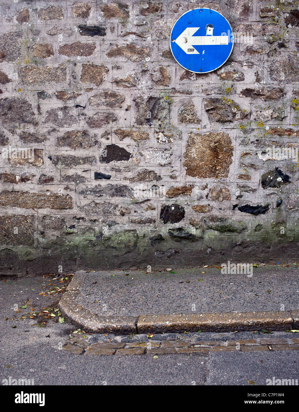 One way sign on wall hi-res stock photography and images - Alamy