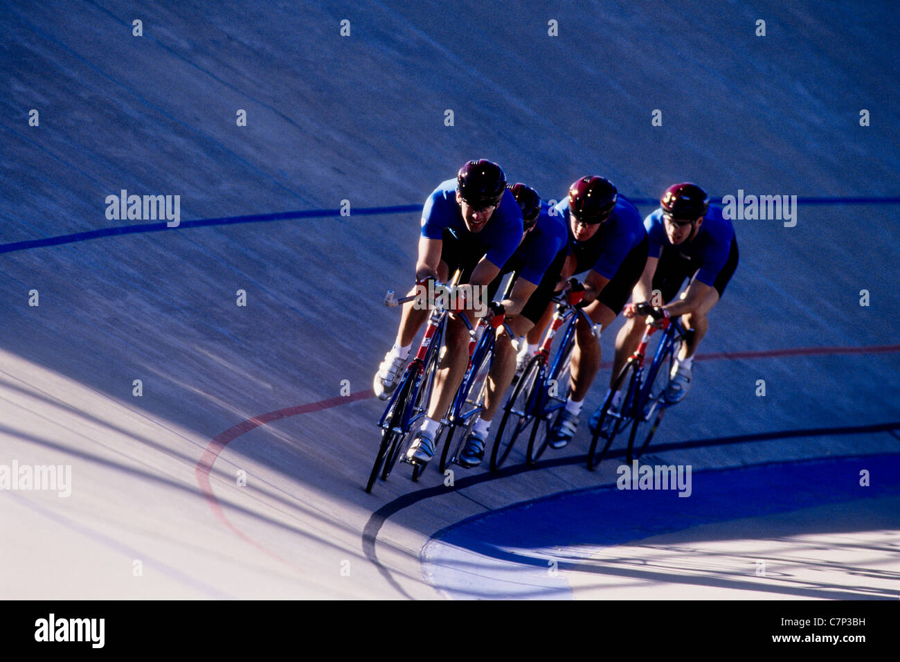 Cycling team competing on the velodrome track Stock Photo - Alamy