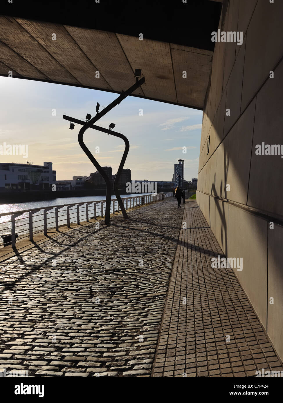 Under walkway hi-res stock photography and images - Alamy