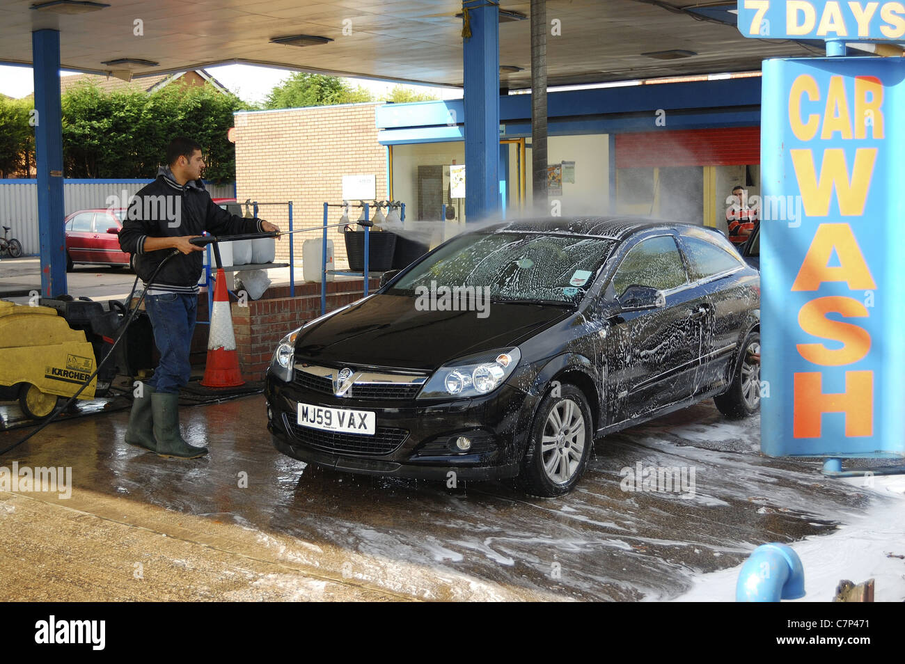 Rinsing Off Stock Photo Alamy rinsing-off-stock-photo-alamy