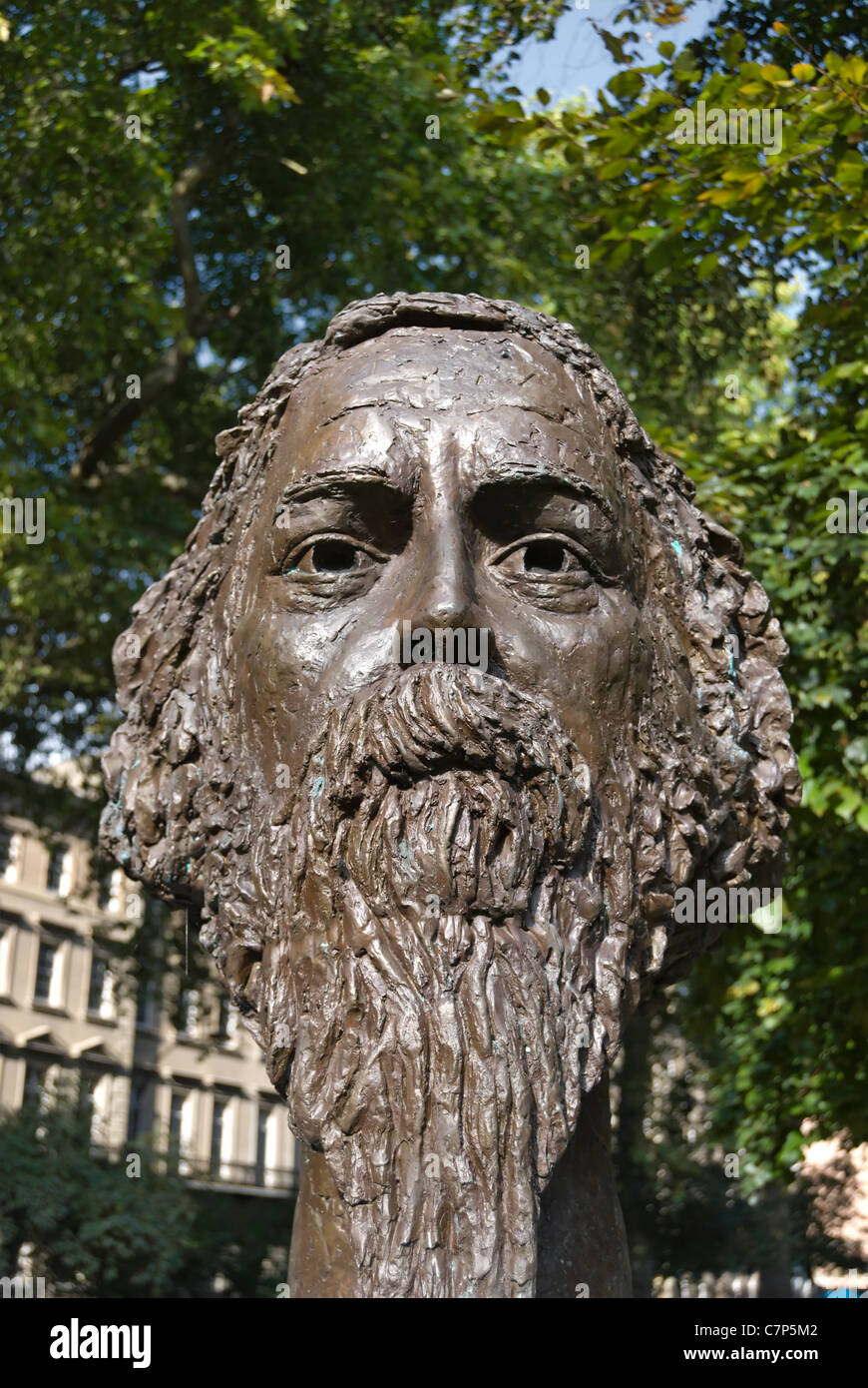 Rabindranath tagore sculpture london hi-res stock photography and ...