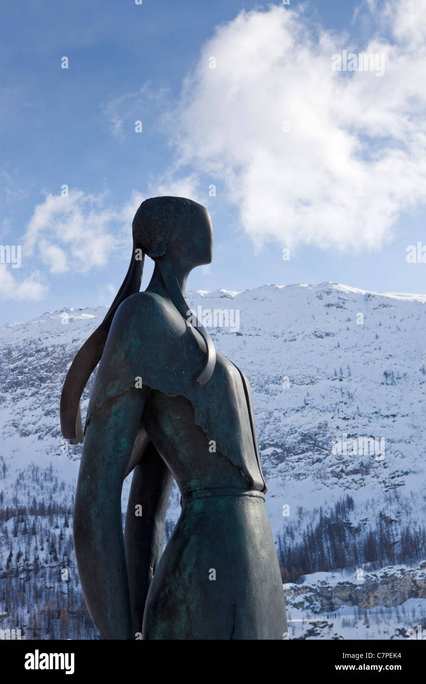 La dame du lac du chevril hi-res stock photography and images - Alamy