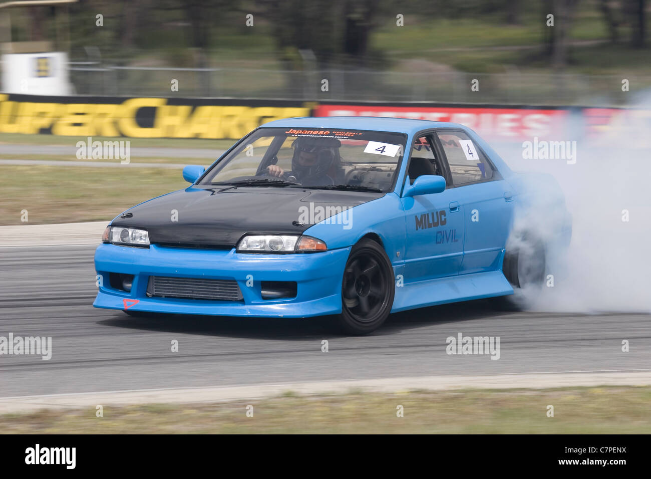 R32 Skyline Drift