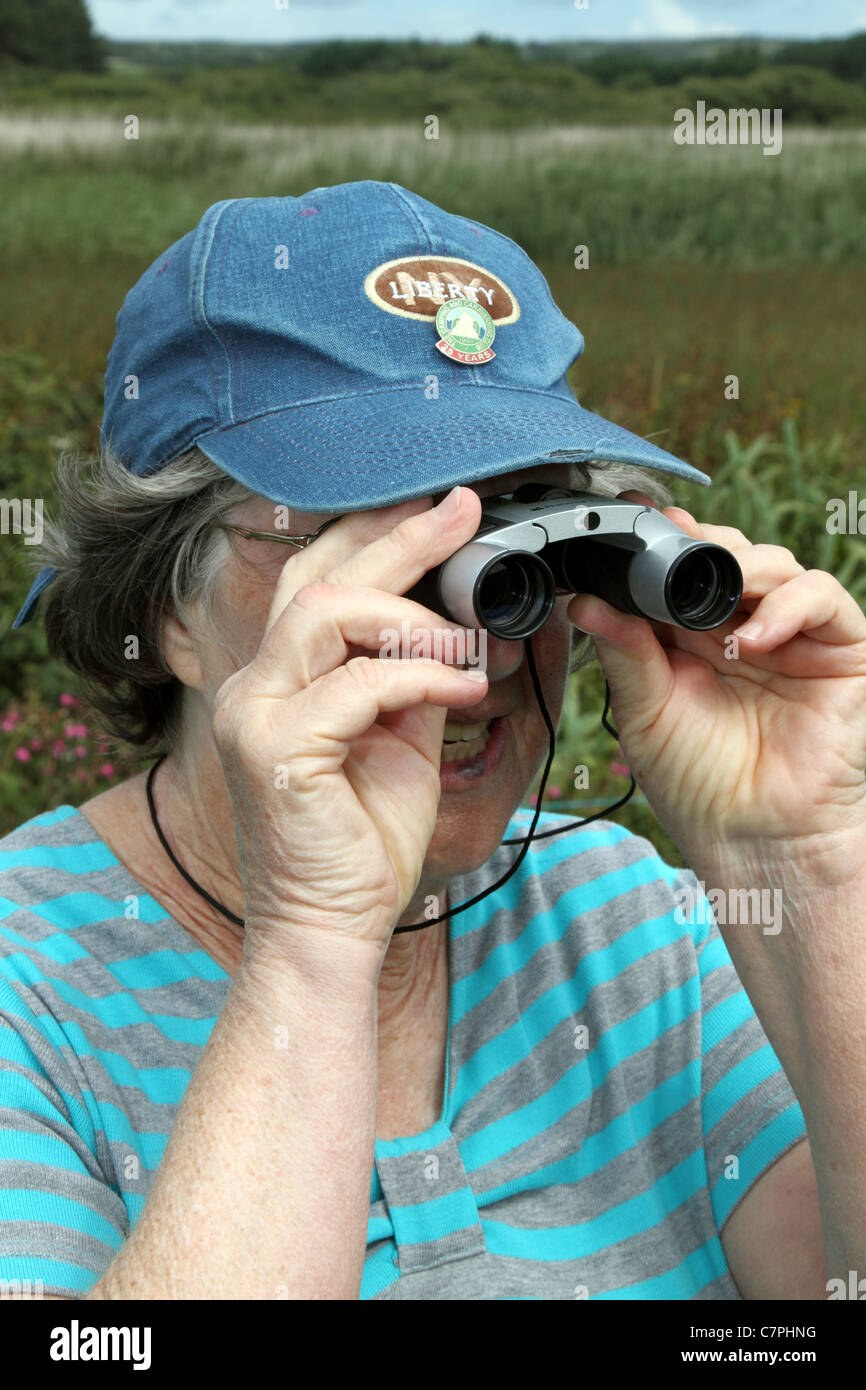 Uk woman binoculars birds hi-res stock photography and images - Alamy
