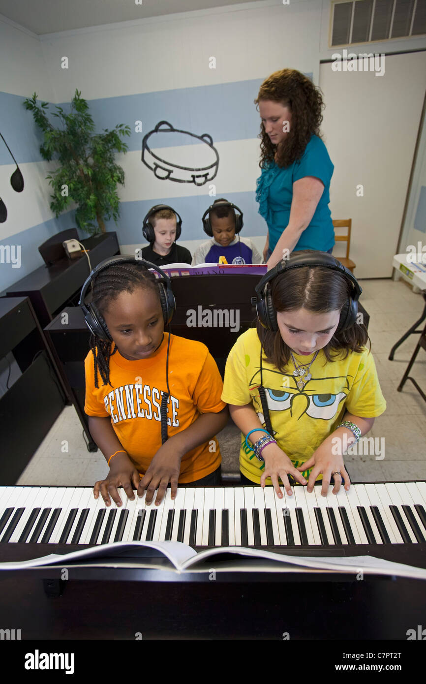 After-School Program at Wesley House Community Center Stock Photo - Alamy