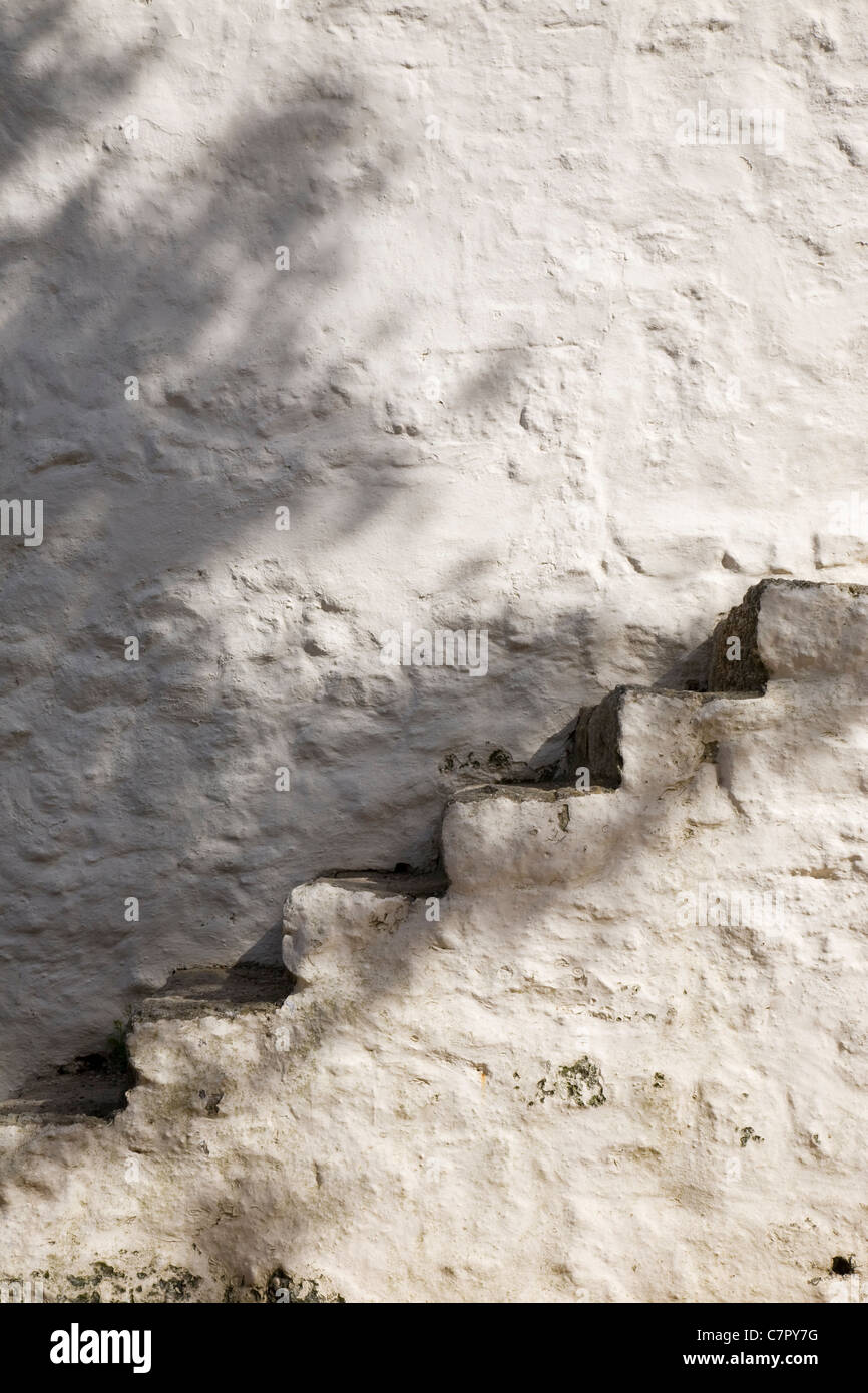 Whitewashed stone steps hi-res stock photography and images - Alamy