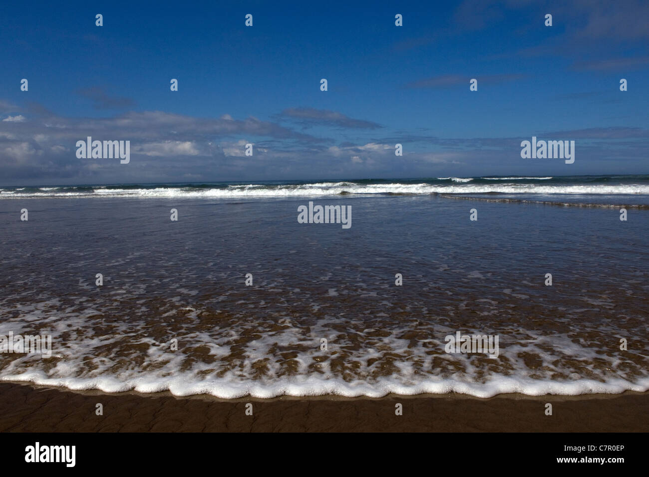wide open beach on Oregon Coast Stock Photo - Alamy