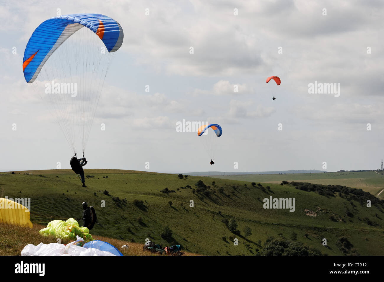 Parascending parascender hi-res stock photography and images - Alamy