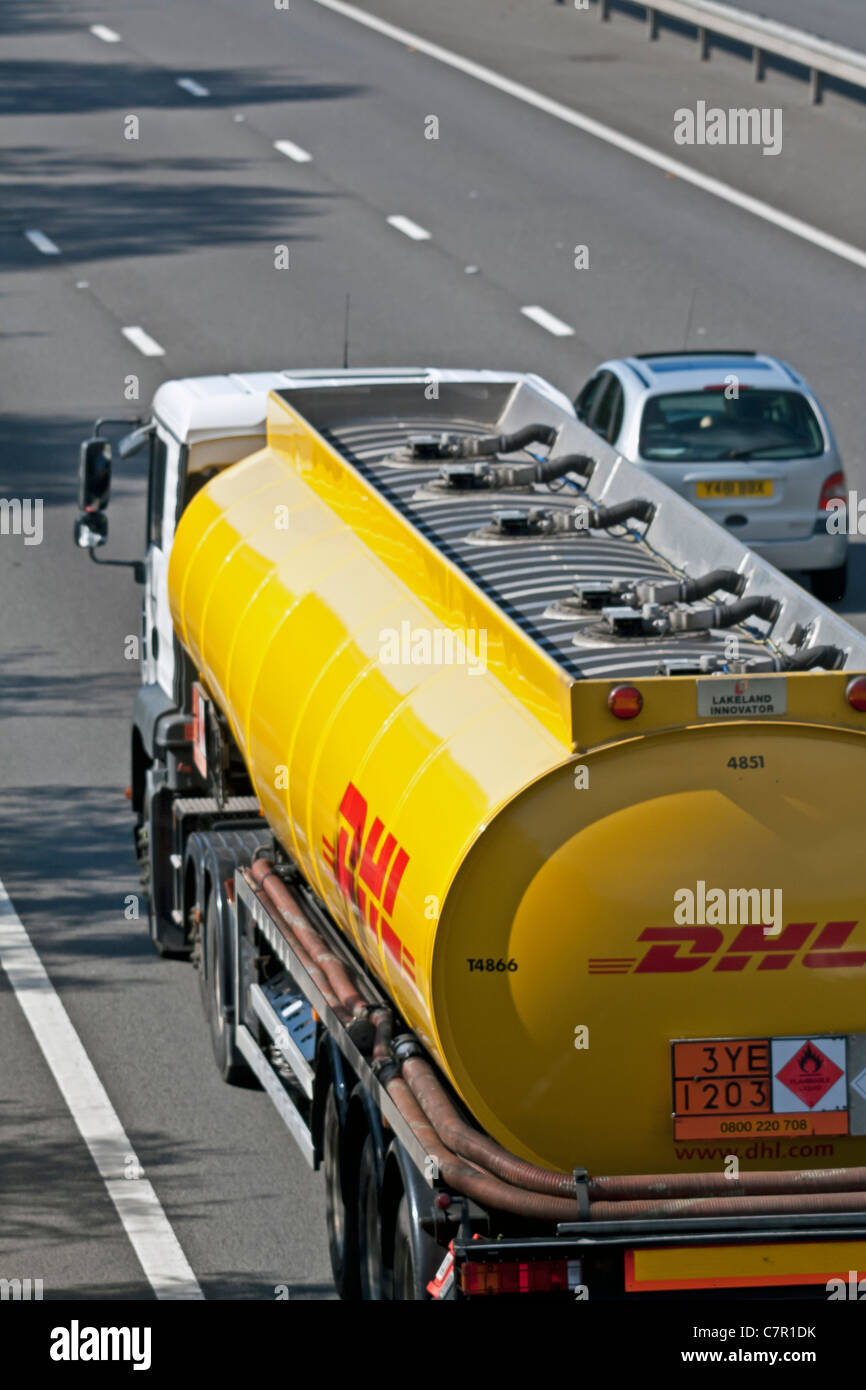 Yellow fuel tanker hi-res stock photography and images - Alamy