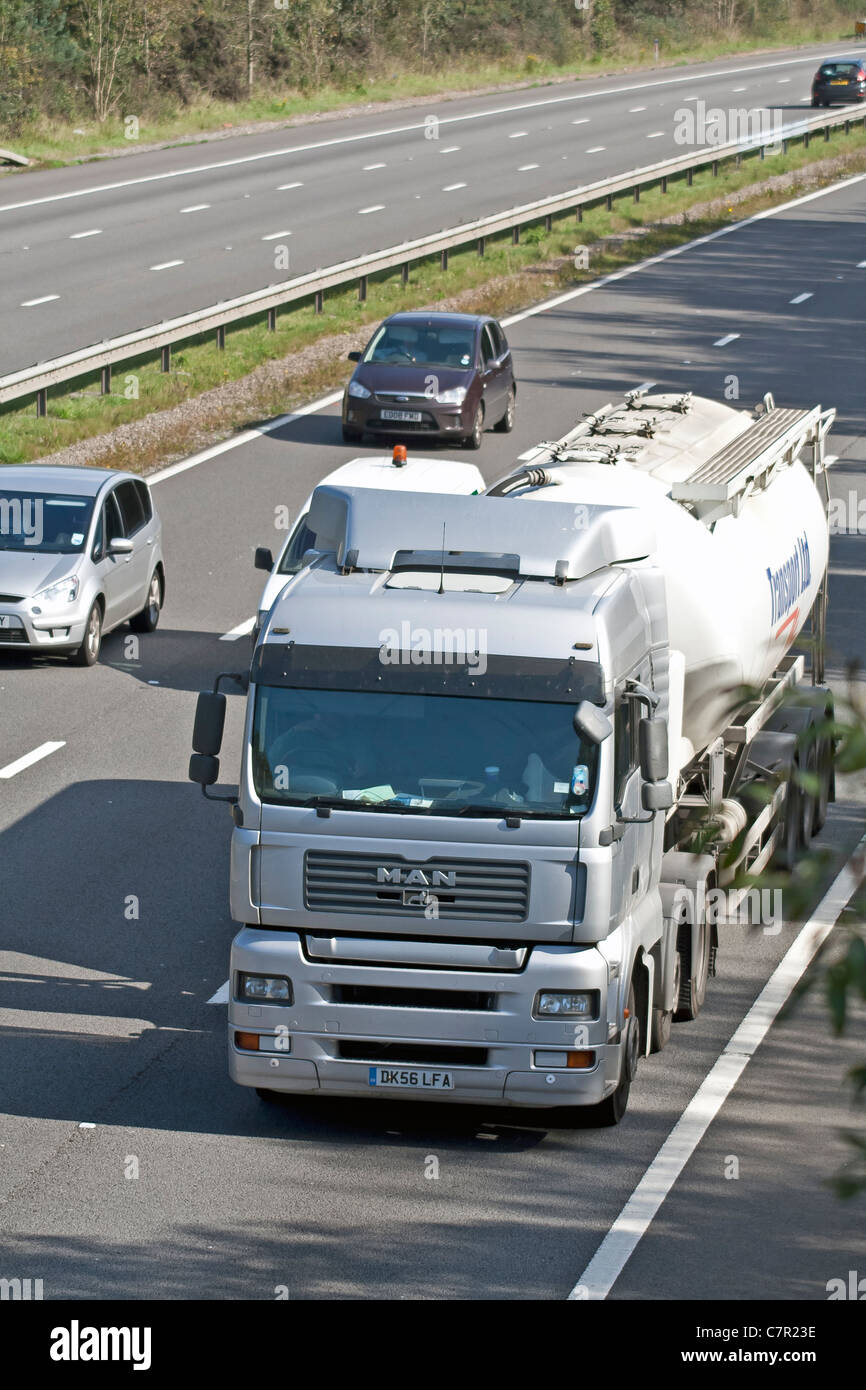 Tanker lorry truck on motorway hi-res stock photography and images - Alamy