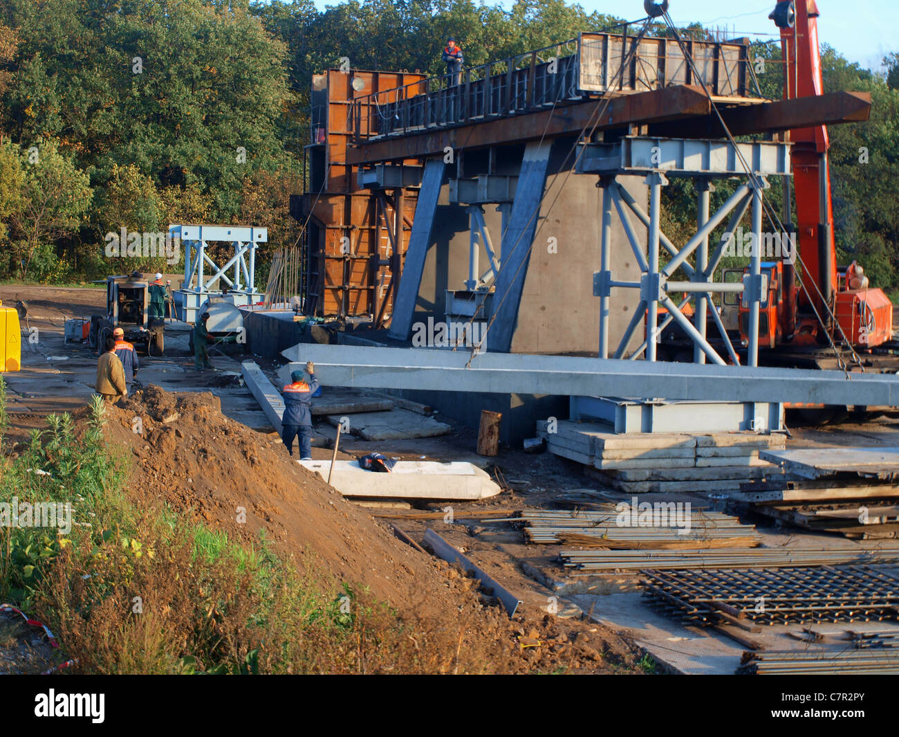 Construction of a new elevated highway Stock Photo - Alamy