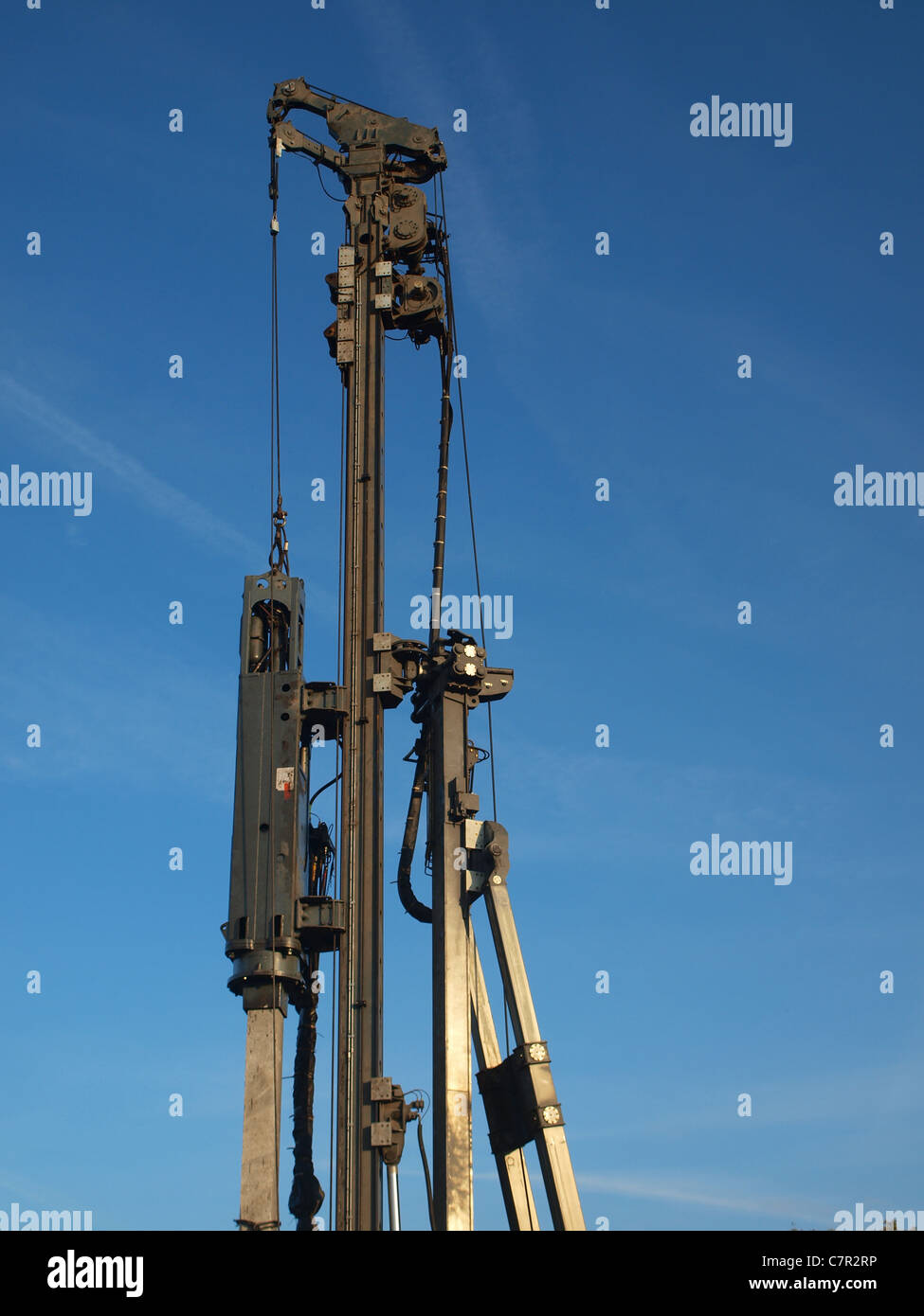Pile driving machine hi-res stock photography and images - Alamy