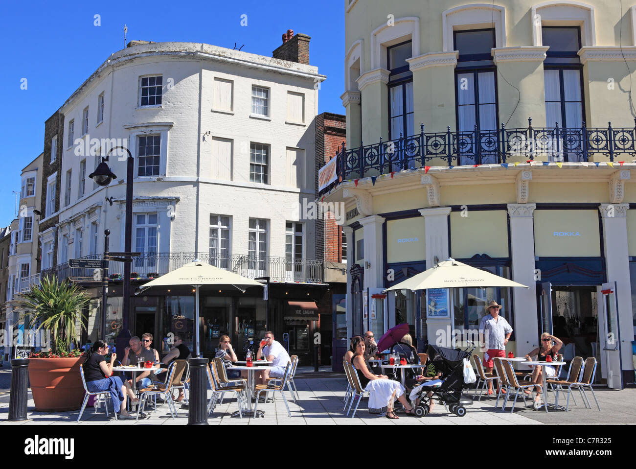 Margate England High Resolution Stock Photography and Images - Alamy