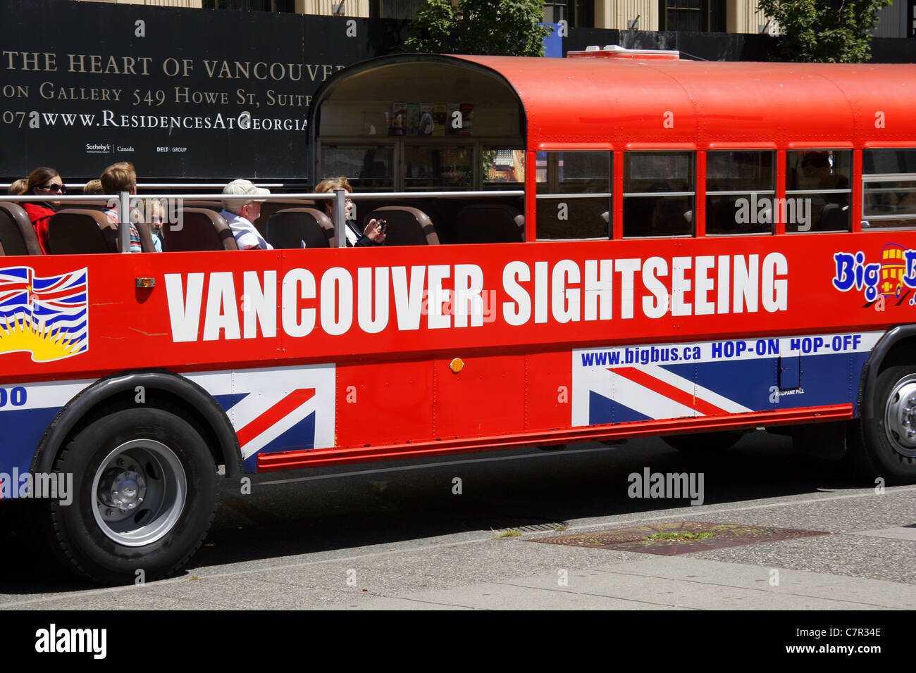 Vancouveus sightseeing bus Stock Photo - Alamy