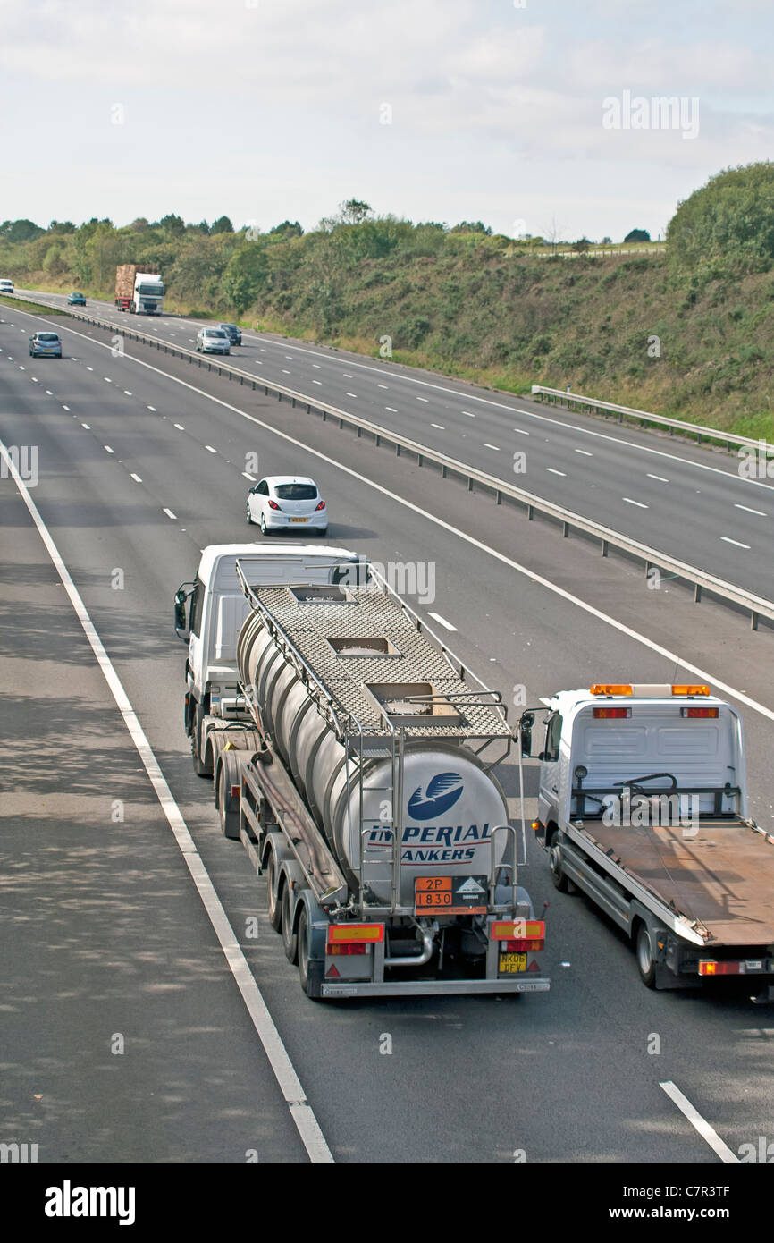 Tanker lorry truck on motorway hi-res stock photography and images - Alamy