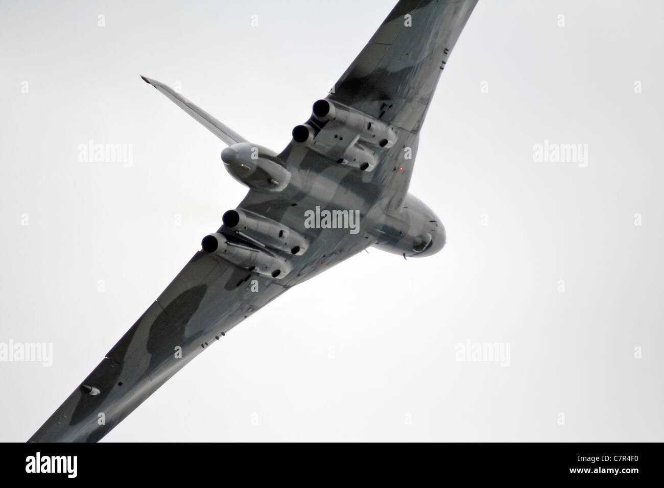 The Avro Vulcan XH558 made an appearance at the Farnborough ...