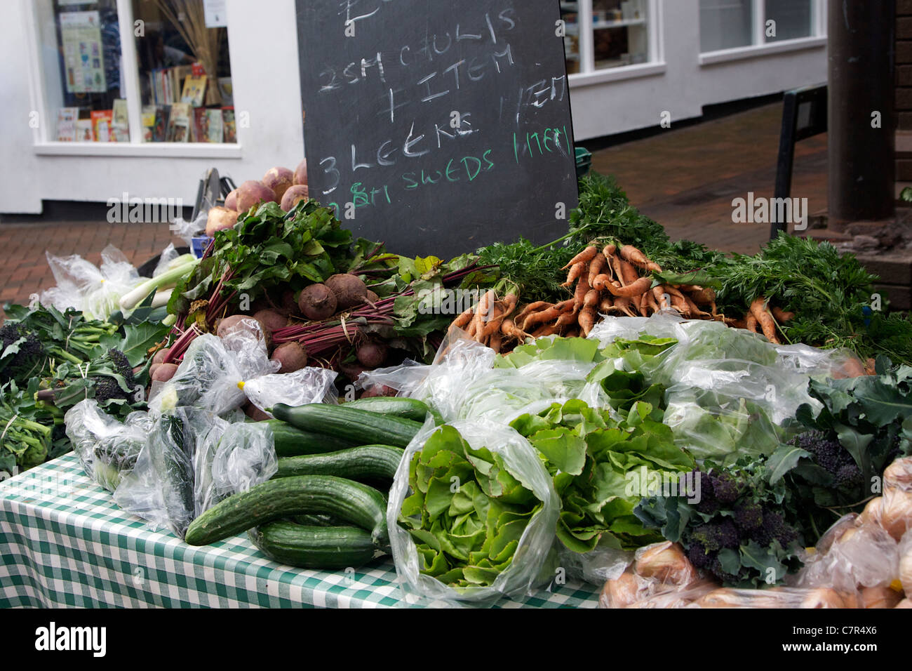Food stall festival hi-res stock photography and images - Alamy