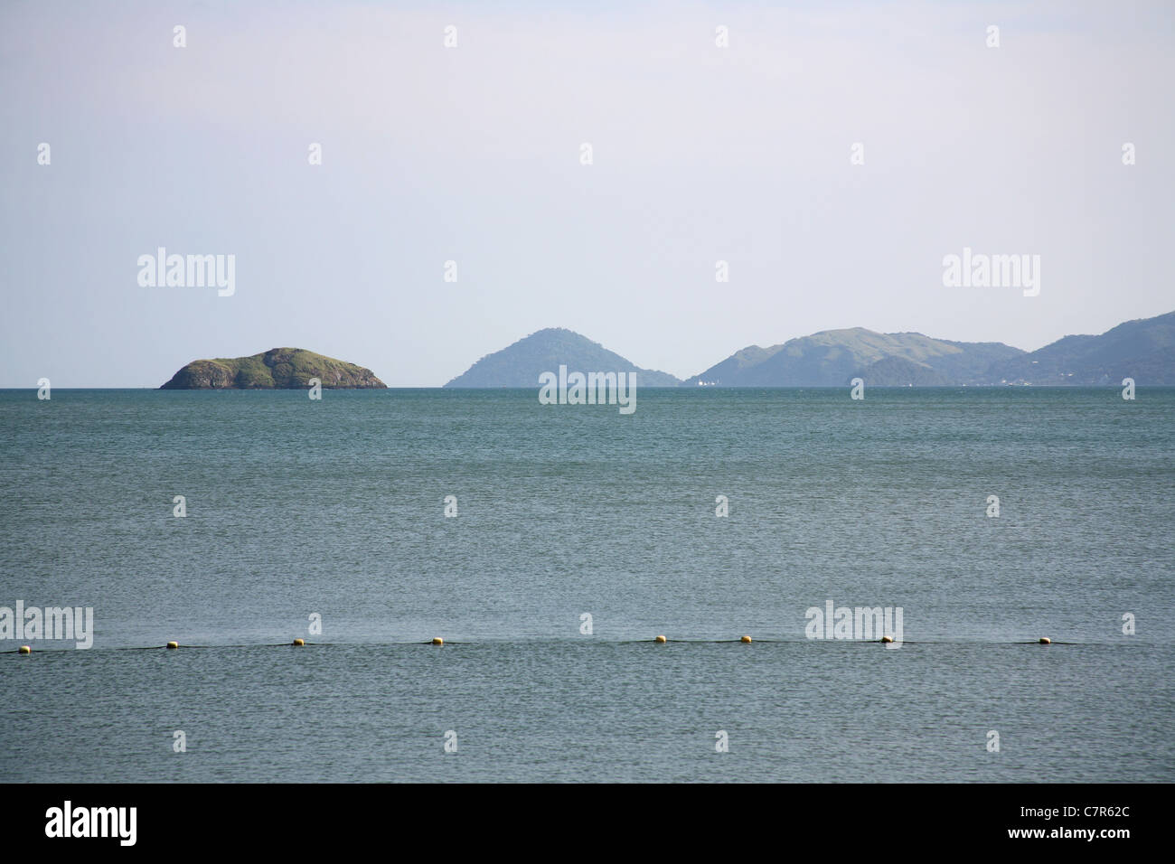 Islands in the Pacific coast of Panama City Stock Photo - Alamy
